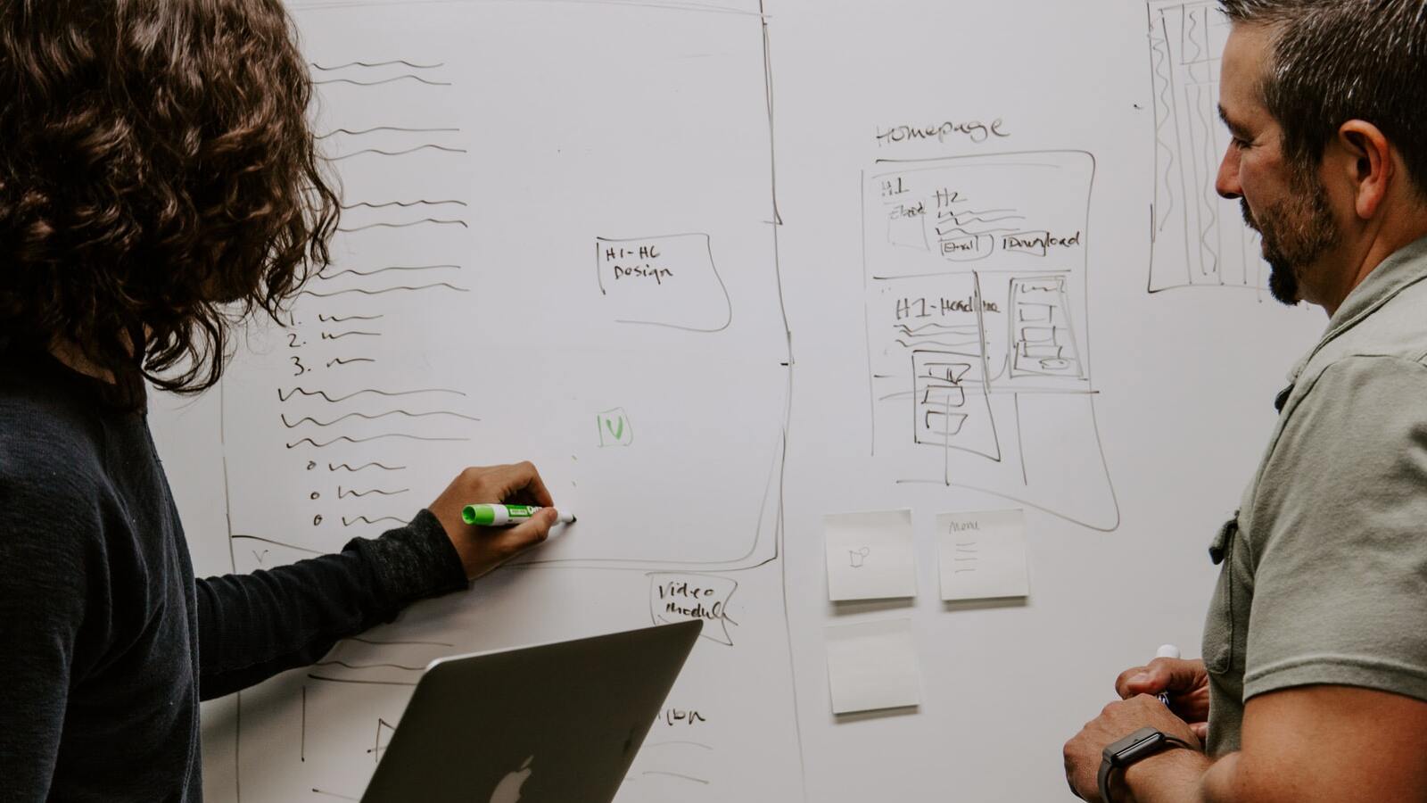 How to Build a Dynamic CRM Process That Scales | Pipefy