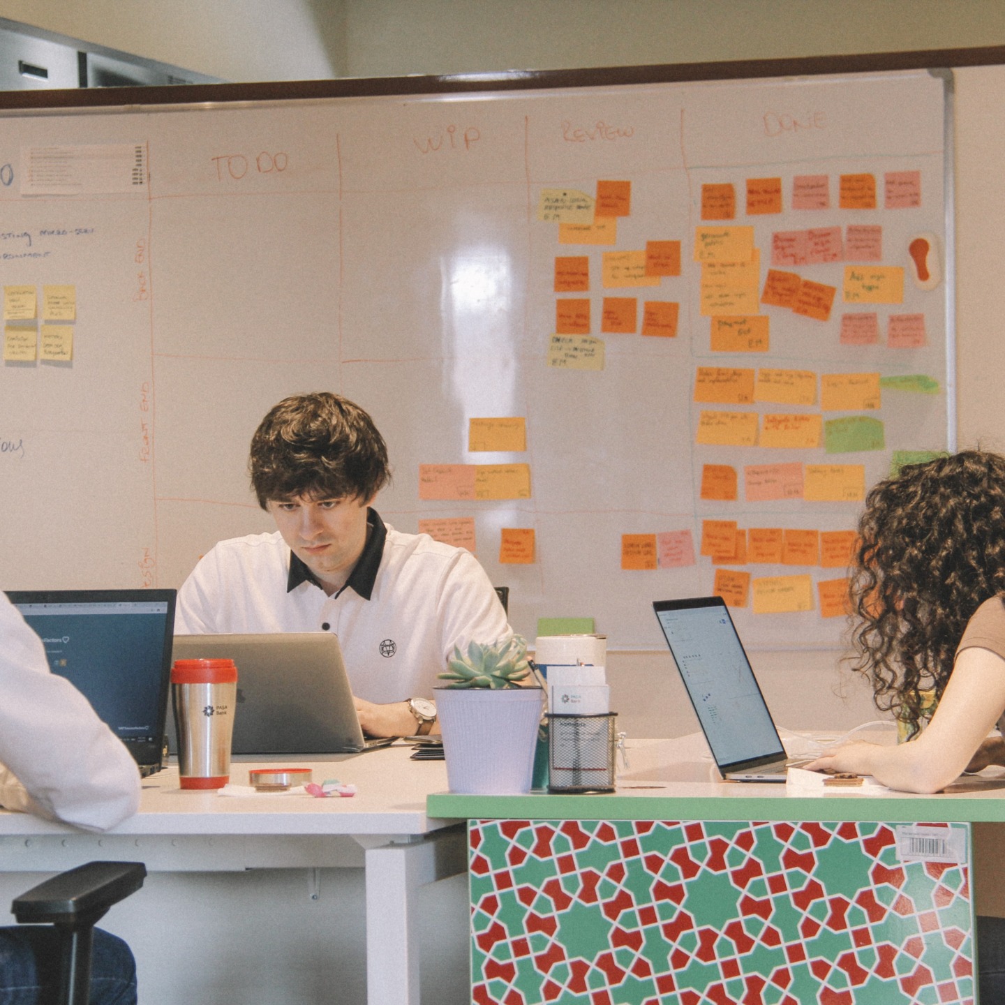 11 Project Management Challenges & Solutions - Pipefy 11 Project Management Challenges & Solutions - Pipefy