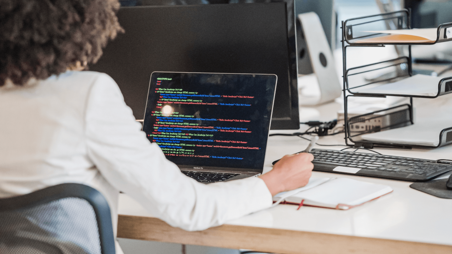 IT Process: Definition, Examples & How to Manage | Pipefy