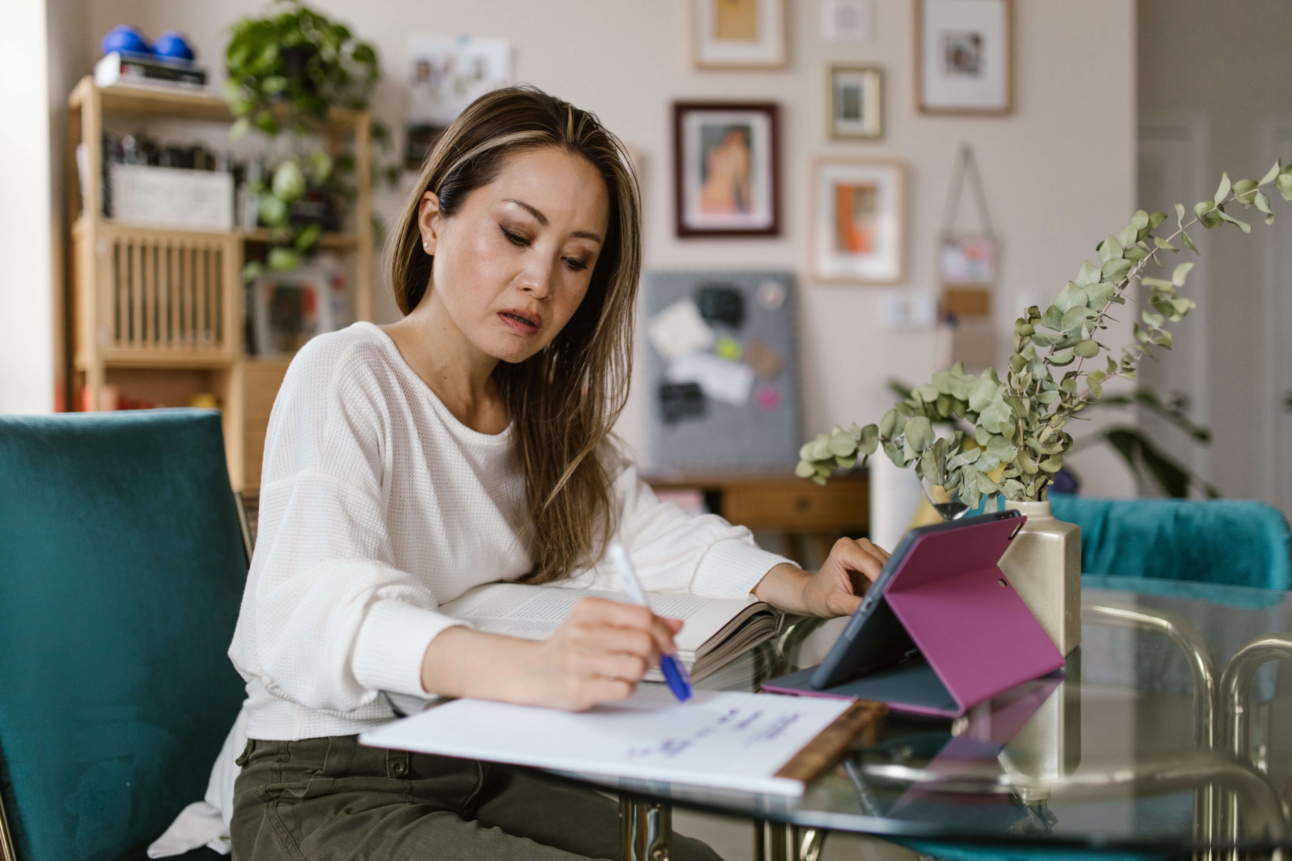 What Is a Virtual Agent? Definition & Examples | Pipefy