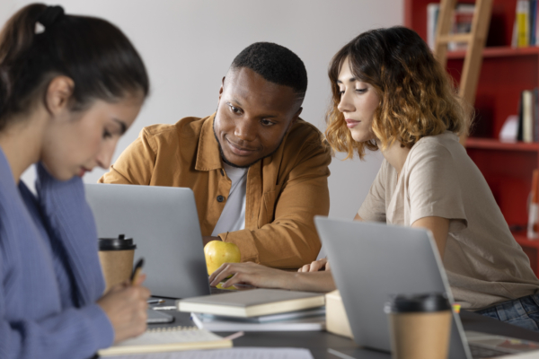 Workflow Efficiency: Definition & How To Improve It | Pipefy