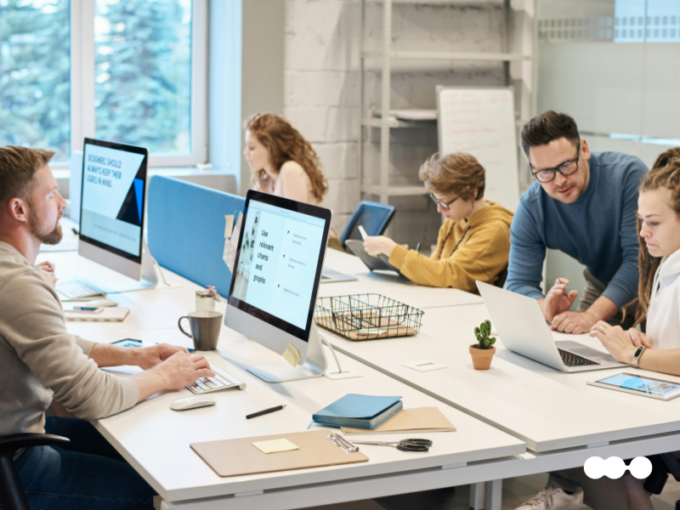 Avoid Micromanagement: 5 Tips to Boost Team Efficiency